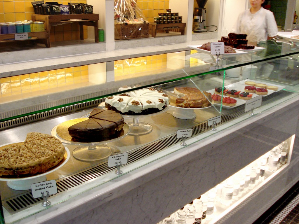 How a Cake Chiller Display Can Boost Bakery Sales - Counterline